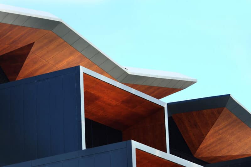 What are Butterfly Roofs? and the Pros and Cons to Installing Them?